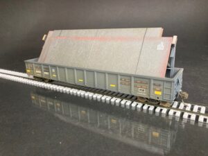 Ho Scale Atlas Gondola with Plate Steel -Protoloads